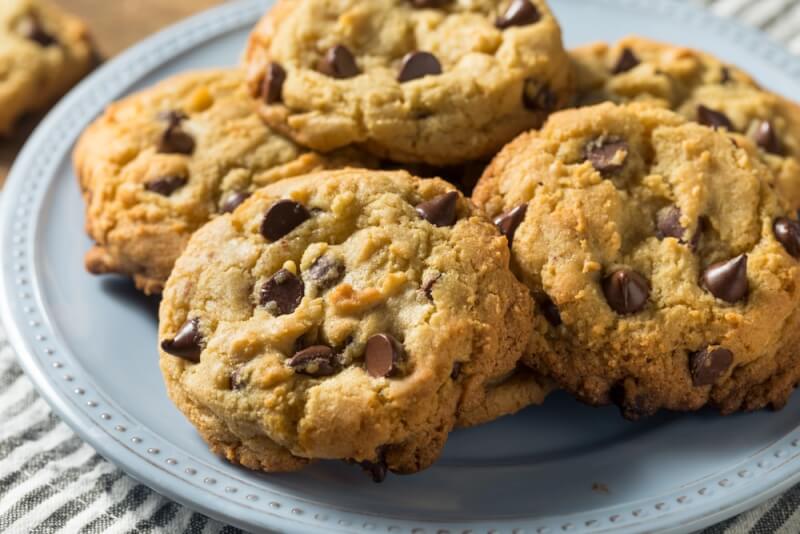 Undercooked Cookie - Tips and Tricks to Fix | Totsfamily.com